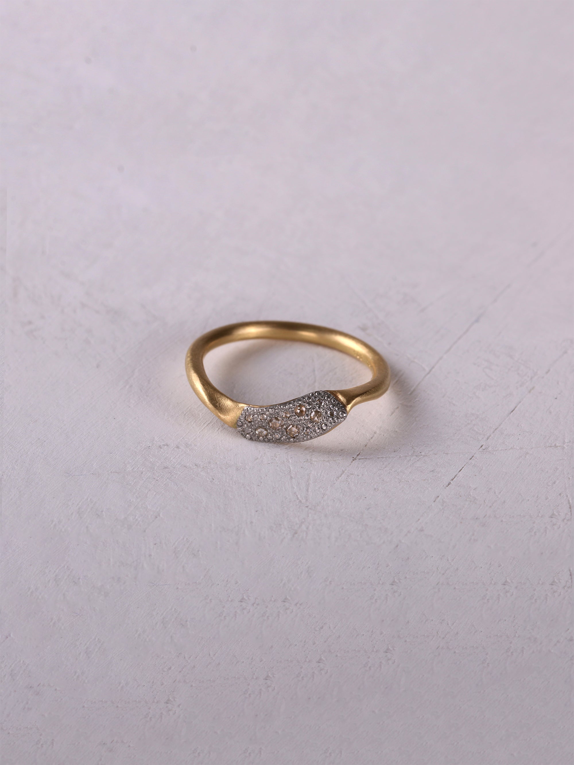 TWIST RING 06 – RAWJE